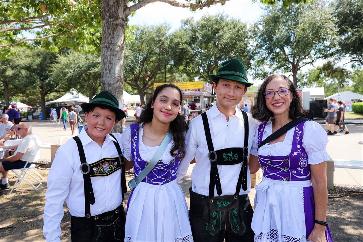 Addison Oktoberfest Returns to Addison Circle Park September 18 to 21 ...